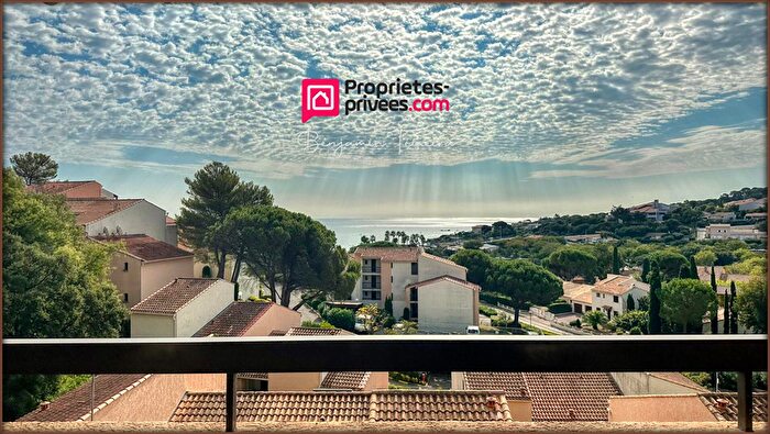 Appartement à vendre - Roquebrune-sur-Argens, Les Terrasses - 3 pièces - 2 chambres