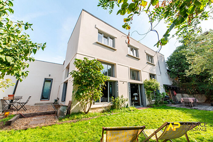 Maison 6 pièces à Colombes, Henri Martin Estienne d'Orves, à vendre