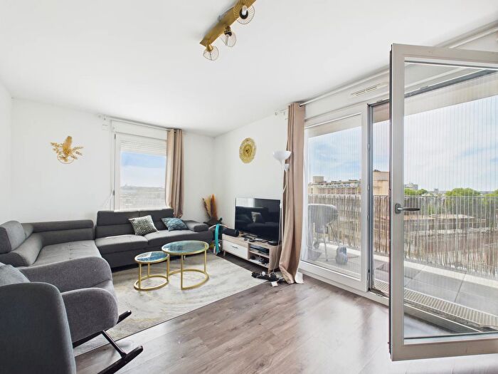 Appartement à vendre - Saint-Denis, République, Gare - 4 pièces - 3 chambres