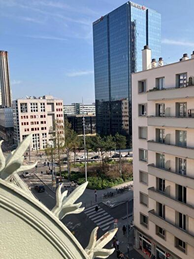 Appartement à louer - Tête dOr, Lyon ème arrondissement - 3 pièces - 2 chambres