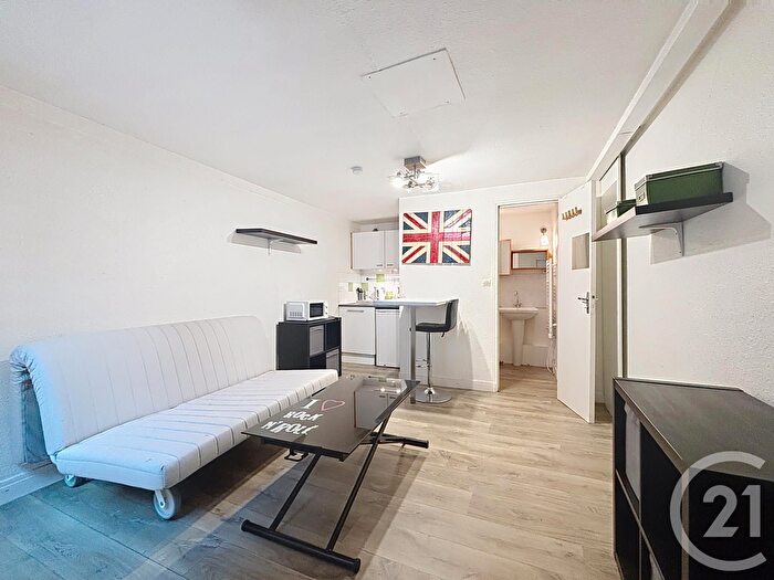 Appartement à louer - Tours, Centre-ville - 1 pièce