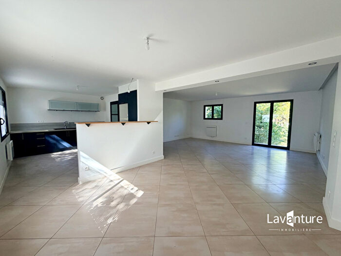 Appartement 5 pièces à Châtenay-Malabry, Petit Chatenay, Voltaire, Croix Blanche, à louer