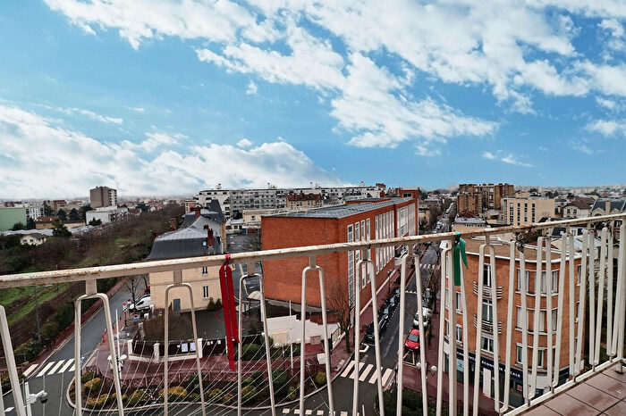 Enghien-les-Bains - Appartement 4 pièces à louer