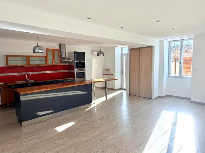 Saint-Savinien - Maison 5 pièces à vendre