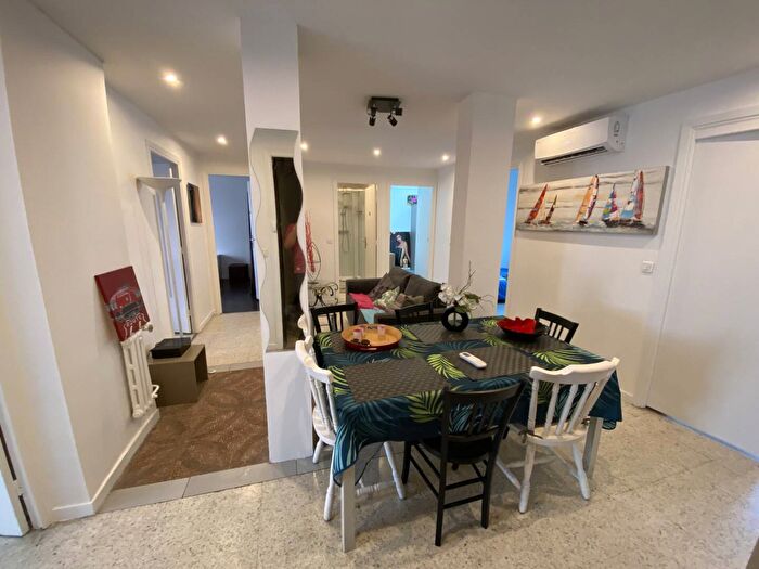 Appartement 7 pièces à louer à Nice