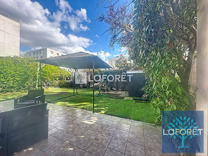 Maison à vendre - Vigneux-sur-Seine, Croix-Blanche - 7 pièces - 5 chambres