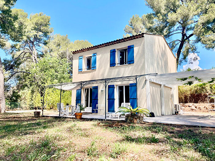 Maison 4 pièces à Mougins, Saint-Martin, Jylloue, à louer