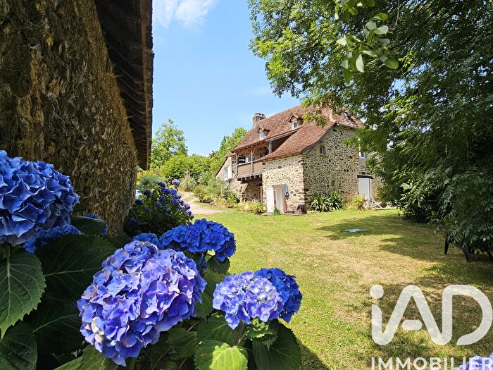 Maison à vendre - Saint-Céré - 6 pièces - 3 chambres
