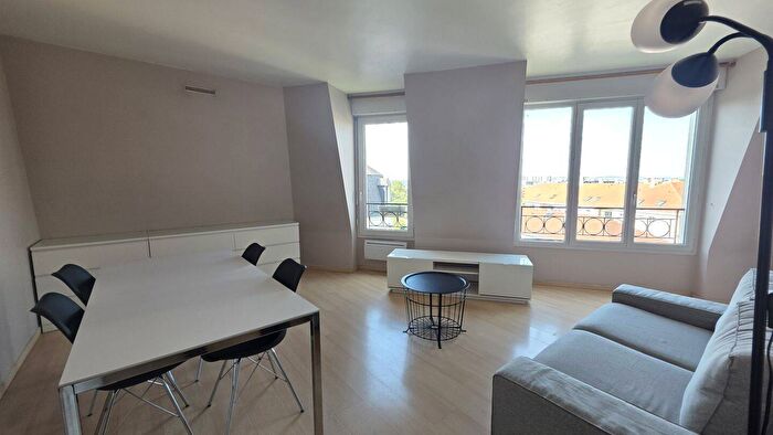 Appartement 2 pièces à louer à Centre Ville, Rueil-Malmaison