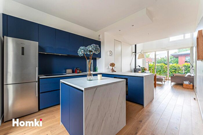 Maison à vendre - Le Bouscat, Centre-ville, Robert Schuman - 5 pièces - 4 chambres