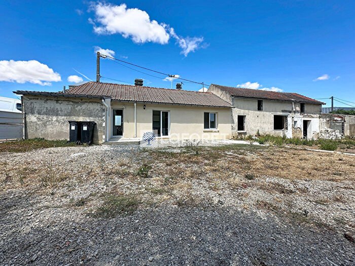 Maison 3 pièces à Thouars, à vendre