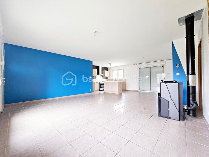 Maison à vendre - Bray-en-Val - 5 pièces - 4 chambres