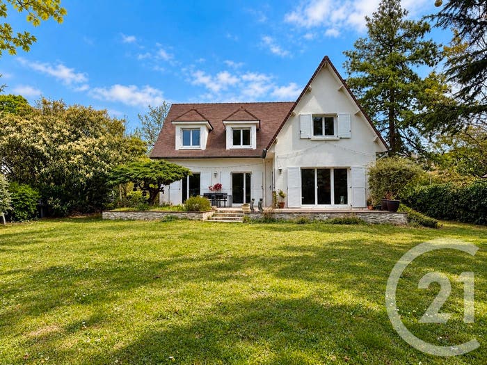 Maisons-Laffitte, Est : Maison 7 pièces à vendre