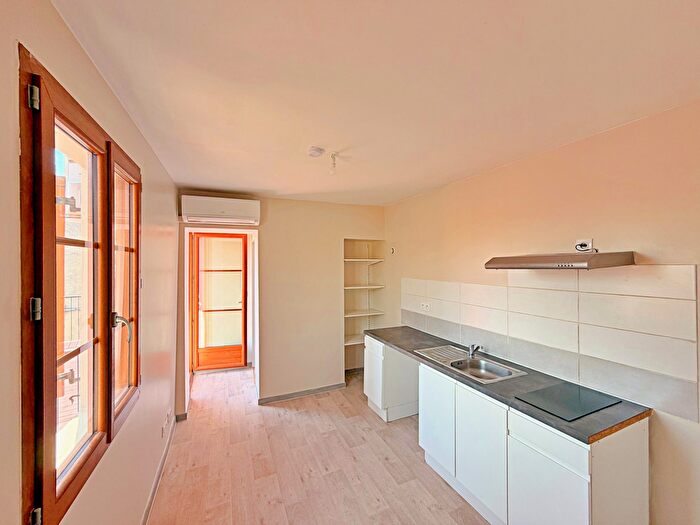 Pierrelatte, Centre-ville - Appartement 2 pièces à louer