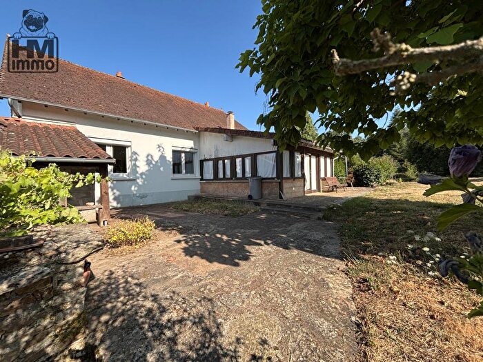 Saint-Yrieix-la-Perche : Maison 5 pièces à vendre