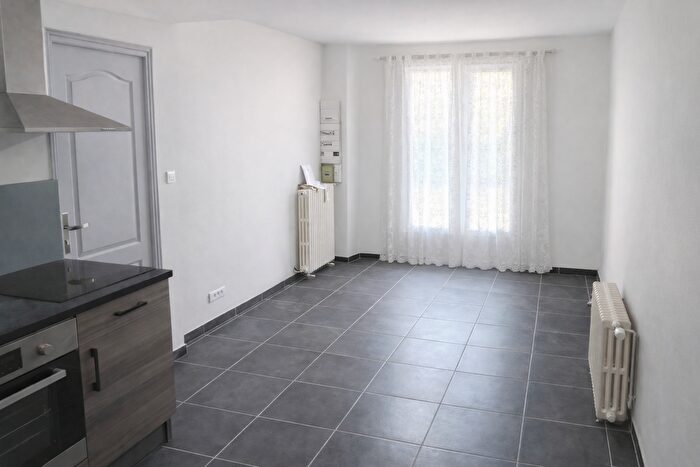 Appartement à vendre - Bourges - 4 pièces - 2 chambres