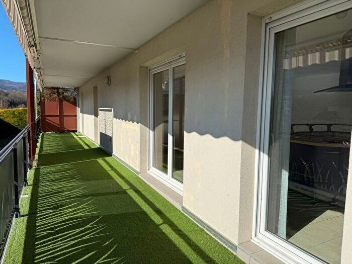 Appartement à louer - Seyssel - 4 pièces - 3 chambres