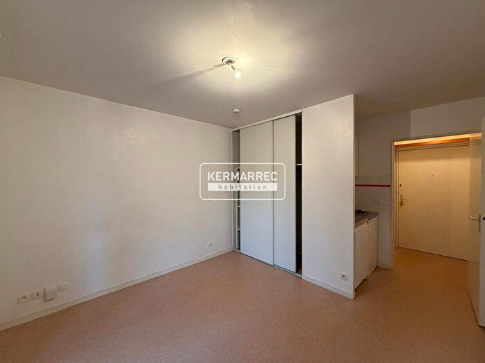 Appartement à louer - Quartiers Nord-Est, Les Longs Champs - 1 pièce