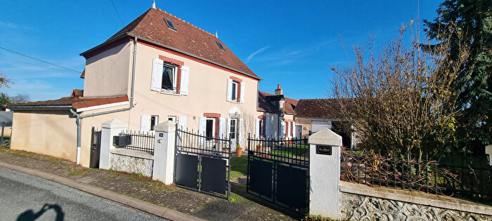 Maison à vendre - Chareil-Cintrat - 7 pièces - 4 chambres