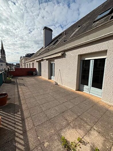 Appartement à louer - Pau, Centre-ville - 4 pièces - 3 chambres