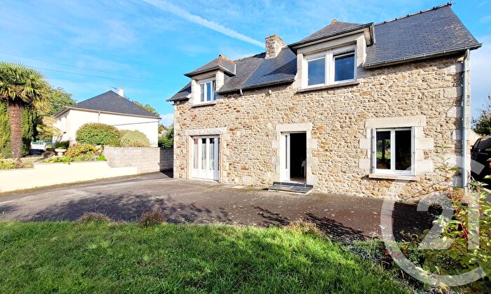 Maison à vendre - Pluduno - 9 pièces - 4 chambres