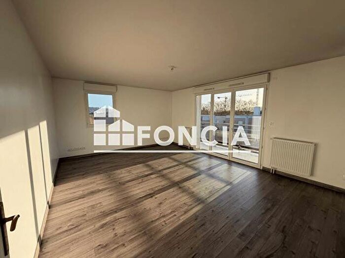 Appartement à louer - Centre, Le Petit-Quevilly - 3 pièces - 2 chambres