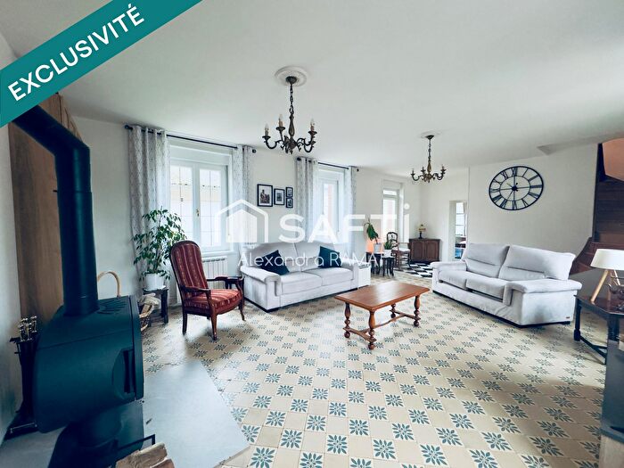 Maison à vendre - Rivière - 7 pièces - 4 chambres