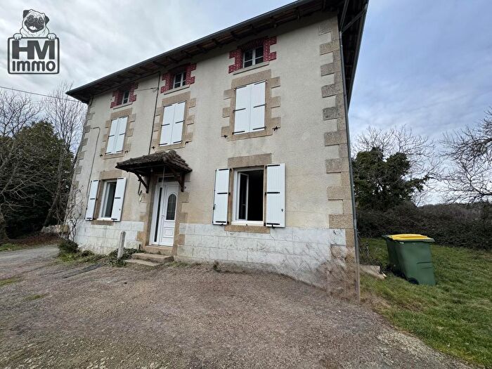 Maison à louer - Saint-Priest-Taurion - 6 pièces