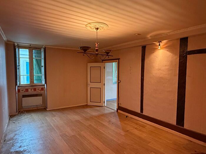 Appartement à vendre - Cluis - 5 pièces - 3 chambres