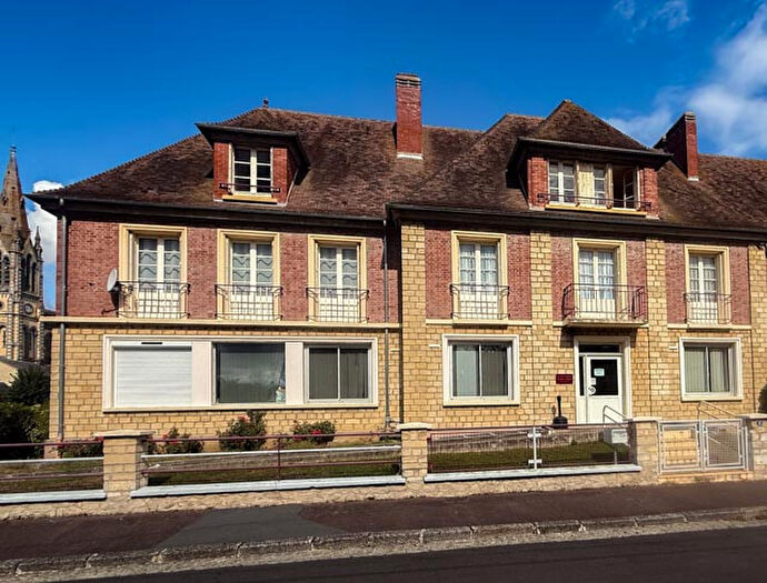 Vimoutiers - Maison 12 pièces à vendre