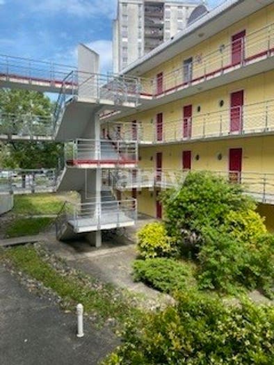Bijou-Thouars, Talence : Appartement 1 pièce à louer