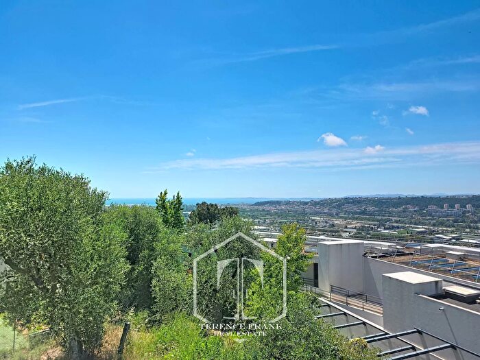 Nice, Corniche Fleurie : Maison 4 pièces à vendre