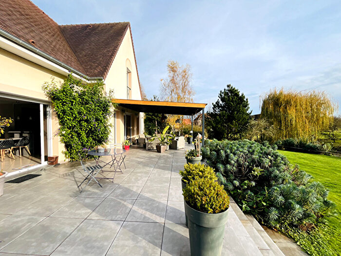 Maison à vendre - Saint-Ouen-du-Mesnil-Oger - 7 pièces - 5 chambres