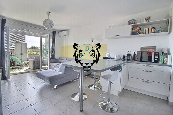 Appartement 3 pièces à Roquebrune-sur-Argens, Village, à vendre