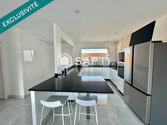 Maison 6 pièces à Cherveux, à vendre