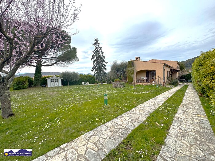 Maison à vendre - Levens - 8 pièces - 5 chambres