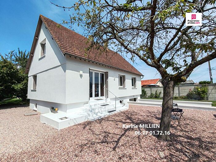 Maison à vendre - Mesnil-sur-lEstrée - 5 pièces - 4 chambres