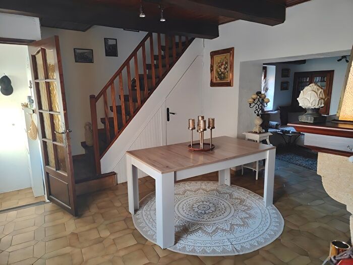 Maison à vendre - Les Plans - 5 pièces - 2 chambres