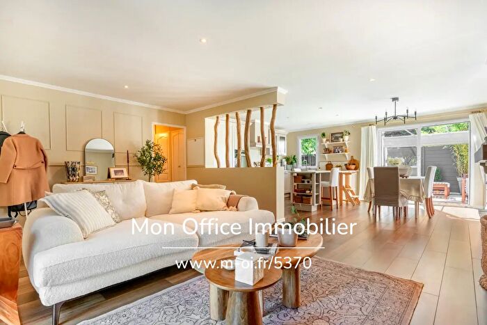 Maison à vendre - Aix-en-Provence, Luynes - 4 pièces - 3 chambres