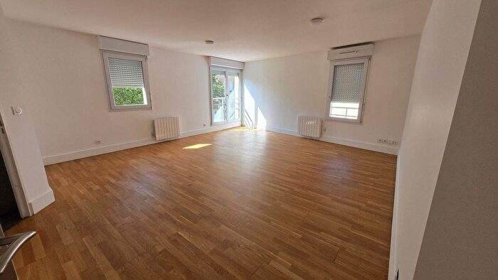 Appartement à louer - Lille - 3 pièces - 2 chambres