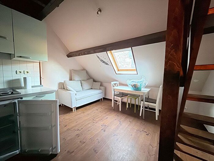 Appartement à louer - Centre Ville, Bourges - 1 pièce