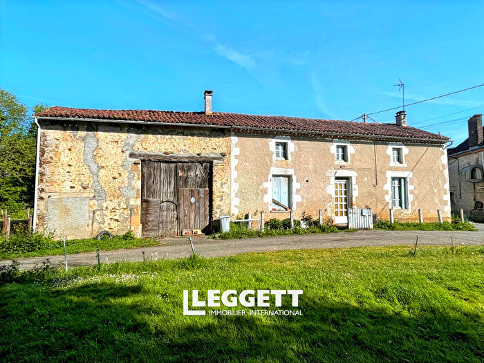 Maison à vendre - Saint-Bonnet-de-Bellac - 4 pièces - 3 chambres