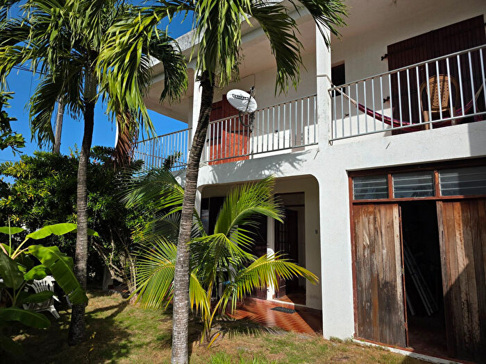 Maison à vendre - Saint-Louis - 6 pièces - 5 chambres