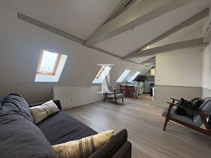 Appartement à louer - Lafayette-Richer, Paris ème arrondissement - 1 pièce