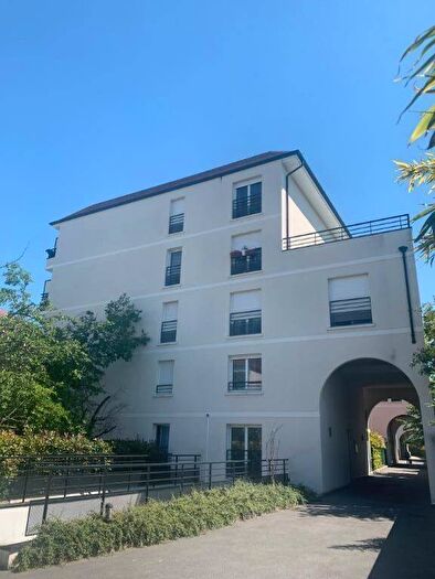 Appartement à louer - Cormiers-Hauts Batons-Champy-Butte Verte, Noisy-le-Grand - 2 pièces - 1 chambre