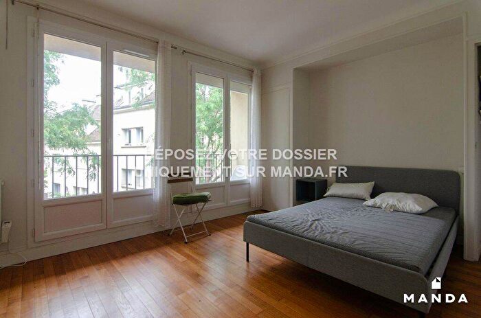 Collegiale, Mantes-la-Jolie - Appartement 5 pièces à louer