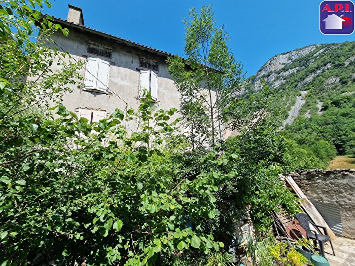 Maison 5 pièces à Tarascon-sur-Ariège, à vendre