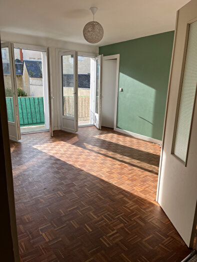 Appartement à louer - Châtellerault, Centre-ville - 3 pièces - 2 chambres