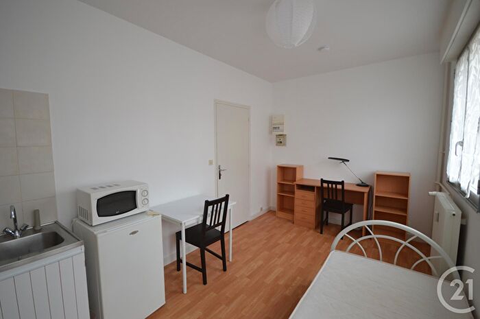 Appartement 1 pièce à Orléans, Dunois, Châteaudun, à louer