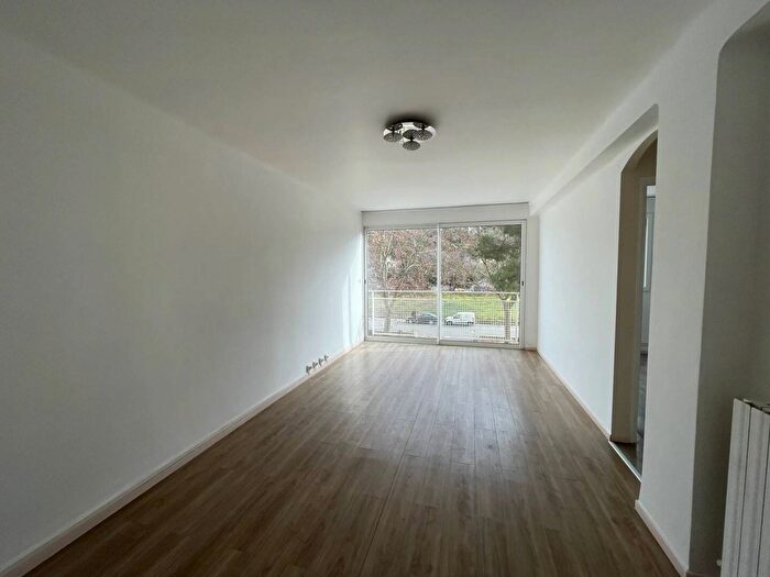 Appartement à louer - Camplanier, Nîmes - 3 pièces - 2 chambres